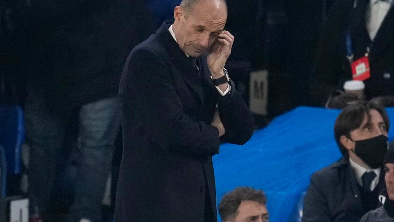 Calciomercato Juventus, addio Allegri | Spunta la clausola Calciomercato Juventus, addio Allegri | Spunta la clausola